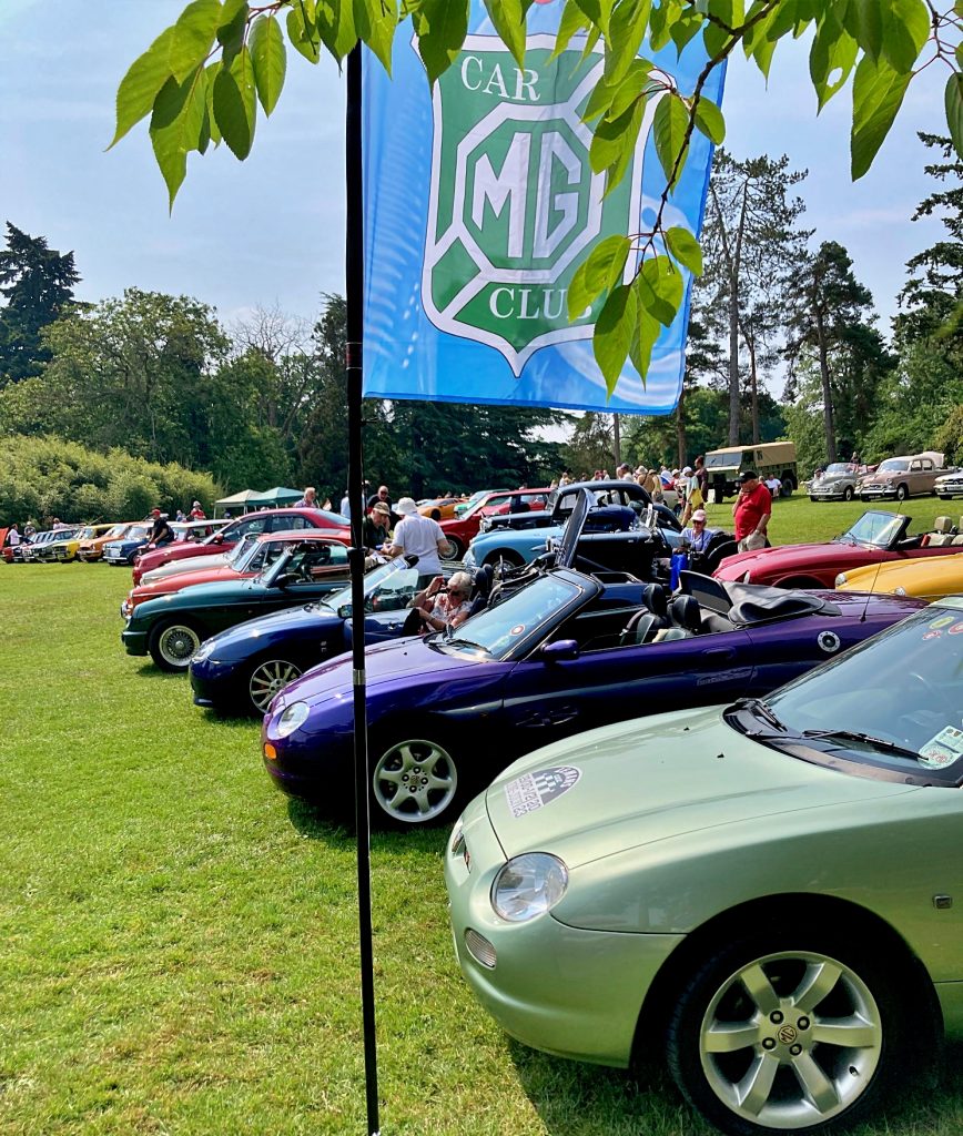 Cars at the Castle – MGCC South East Centre